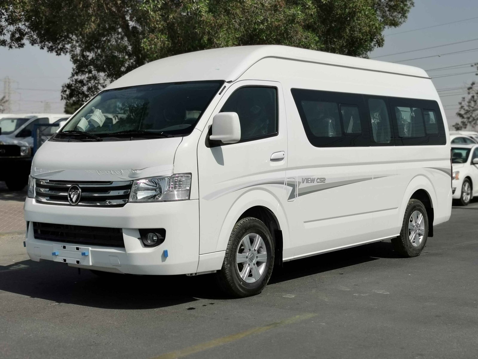 Pay Less, Drive More — Pakistan Welcomes the New Foton high-roof Van ...